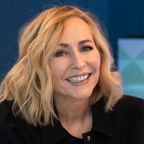 Angela Groothuizen - Omroep MAX